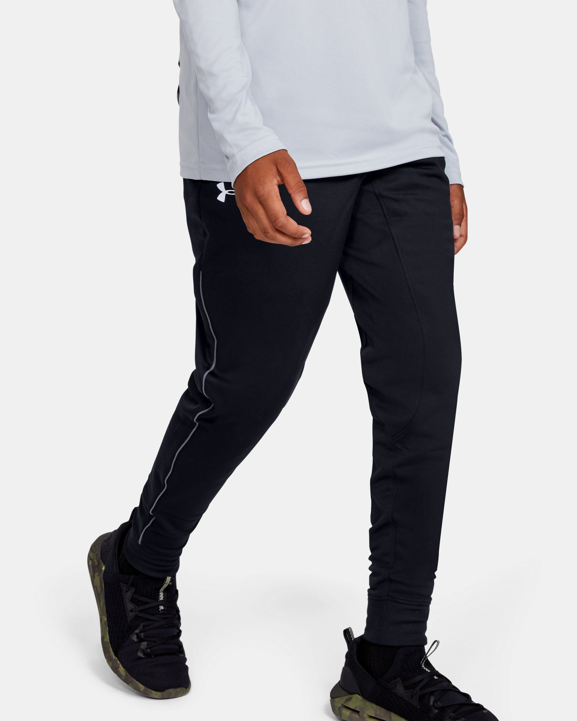 Boys under armour pennant tapered pants store